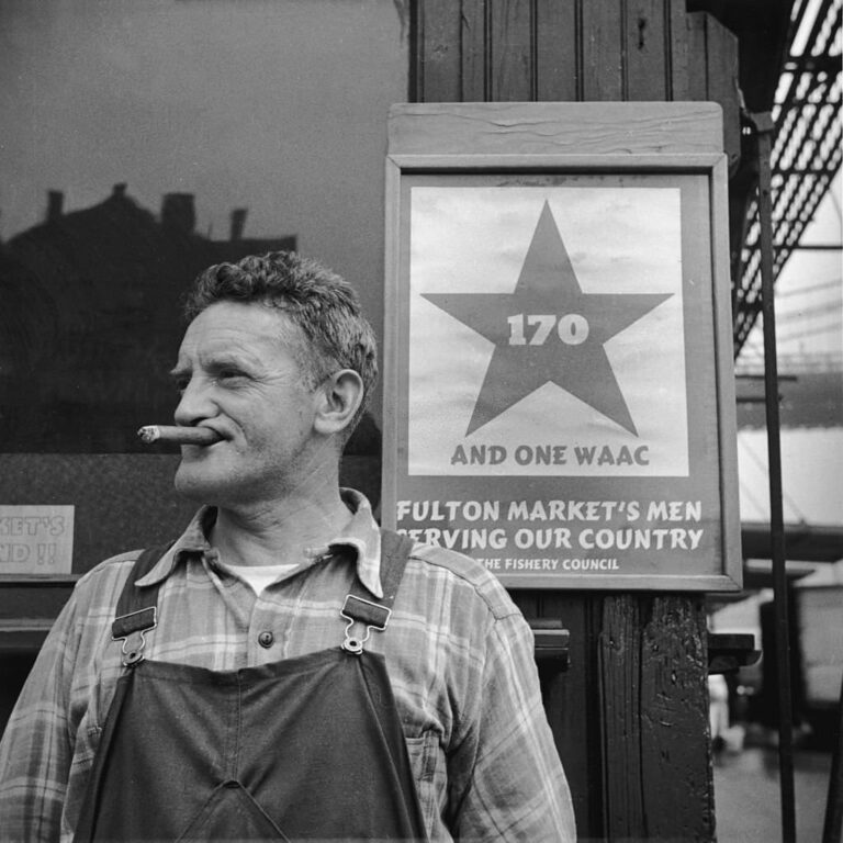 Stunning Historical Photos of Fulton Fish Market from the 1900s to 1960s