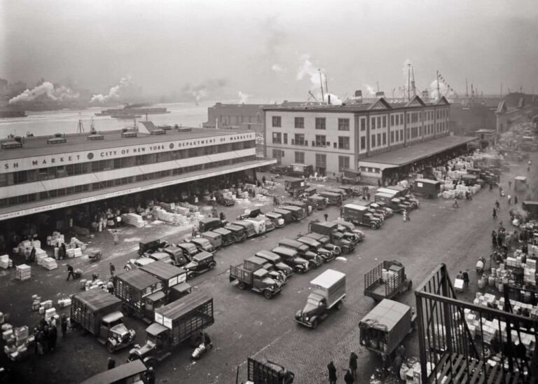 Stunning Historical Photos of Fulton Fish Market from the 1900s to 1960s