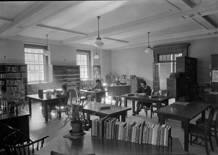 Queensborough Public Library: A Photographic History of the 1930s