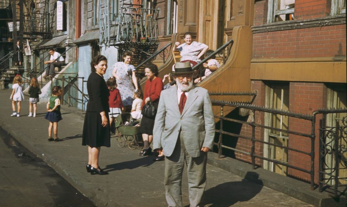 Manhattan in the early 1940s: Stunning Kodachrome Photos by Charles Cushman