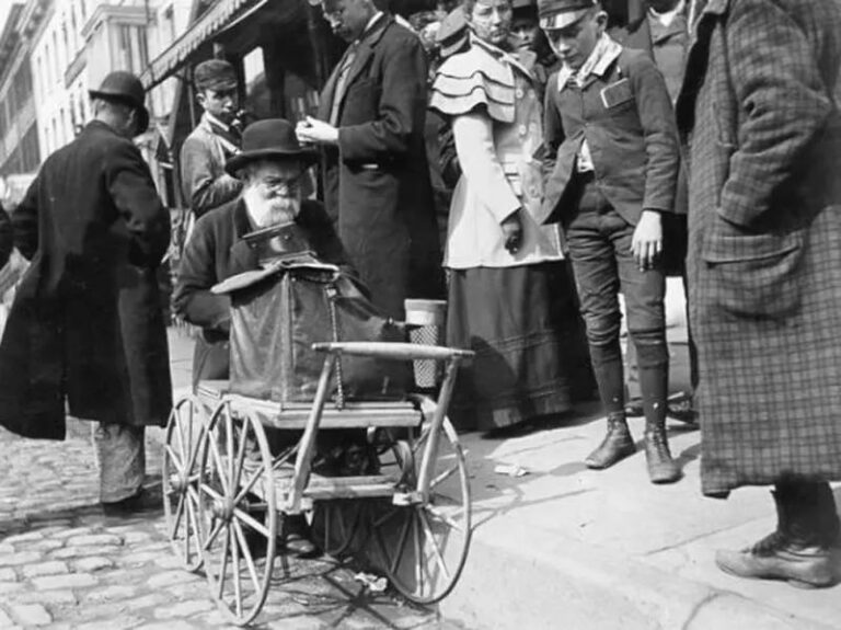 The Grit and the Glory: Alice Austen's Vintage Photos of New York's ...