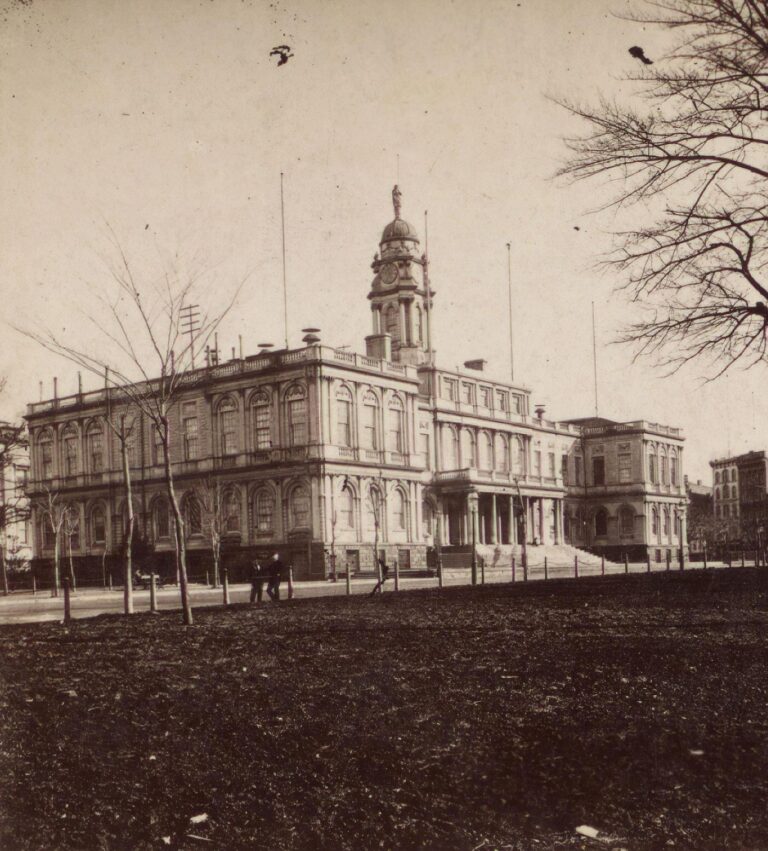 Rediscovering 1870s Manhattan through Captivating Historical Photos