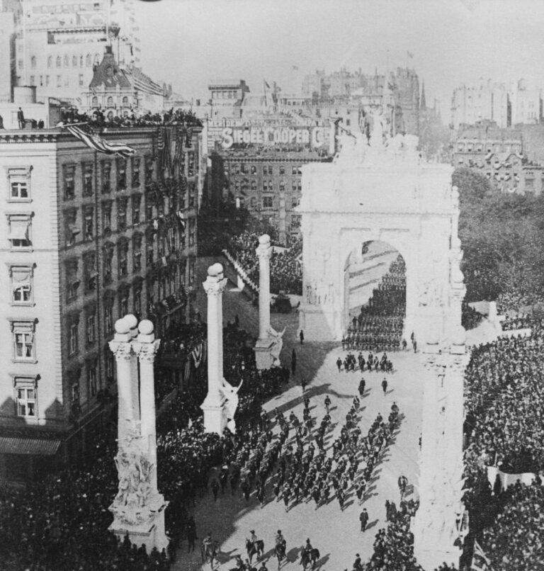 A Photographic Tour of 1890s Manhattan's Timeless Elegance