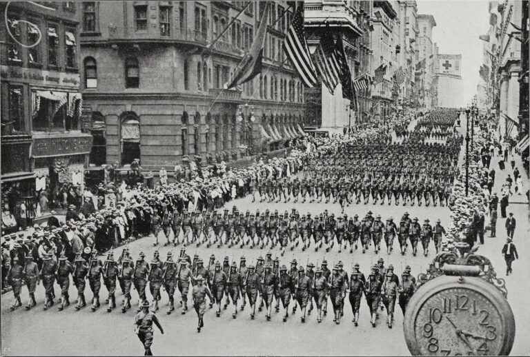 Exploring the in 1910s Manhattan Through Historic Images of Its ...