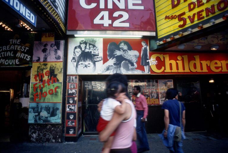 Manhattan's Mesmerizing '80s: Neon Nights, Street Art Days – A Colorful ...