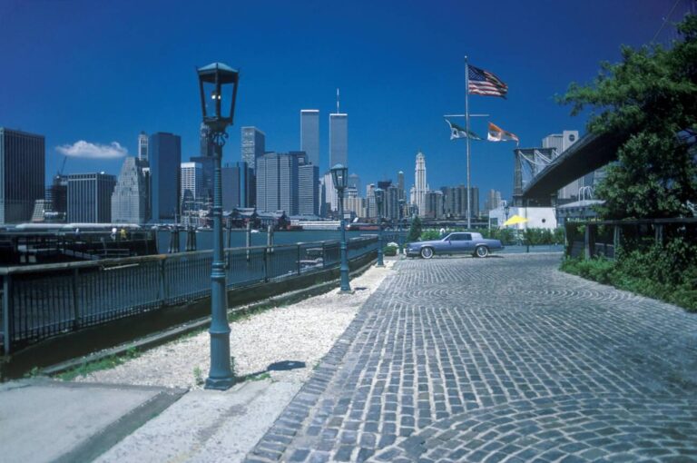 Manhattan's Mesmerizing '80s: Neon Nights, Street Art Days – A Colorful ...