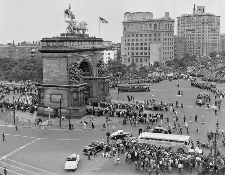 Brooklyn in the 1940s: Journey Through the War Years and Beyond with ...