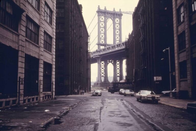 The Grit and Groove of Brooklyn in the 1970s Through Photos That ...