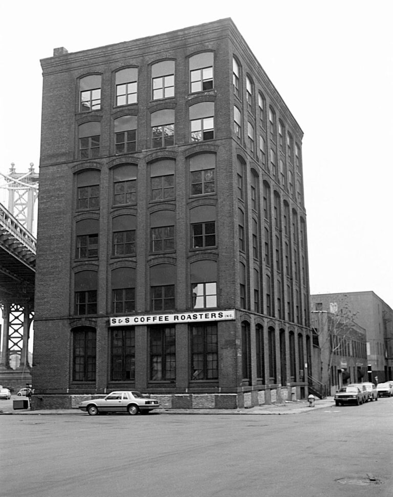 Step into the Streets and Everyday Life of Brooklyn in the 1980s ...