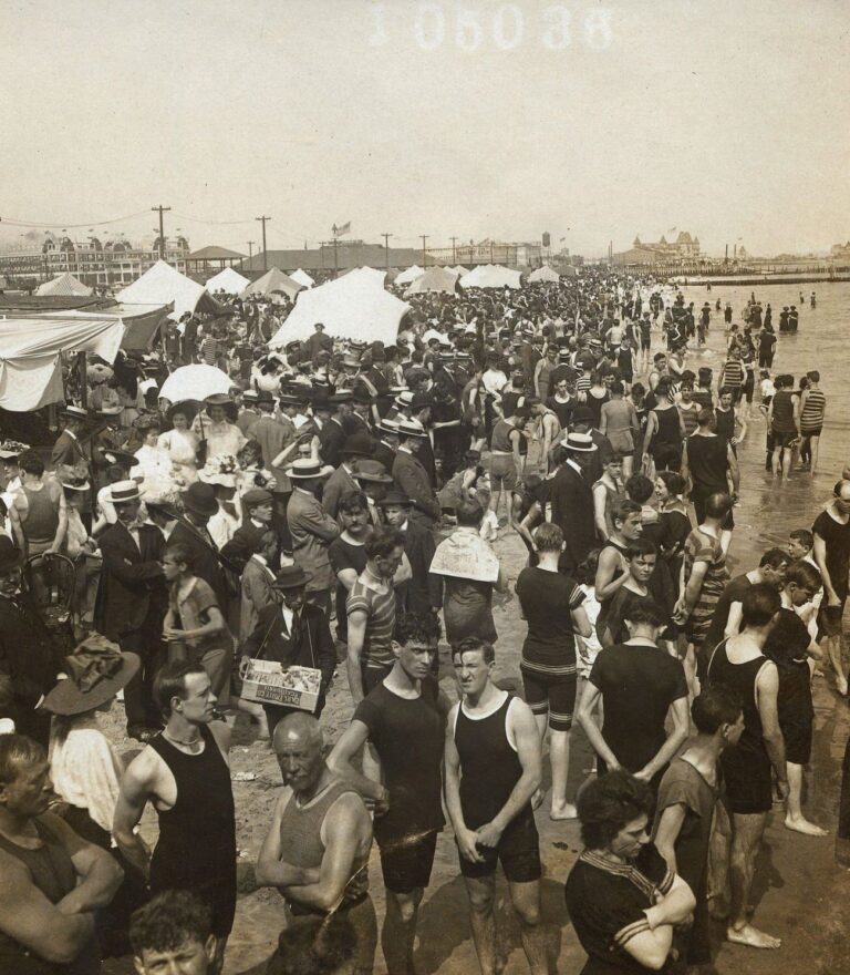 What Coney Island looked like at the Turn of the 20th Century