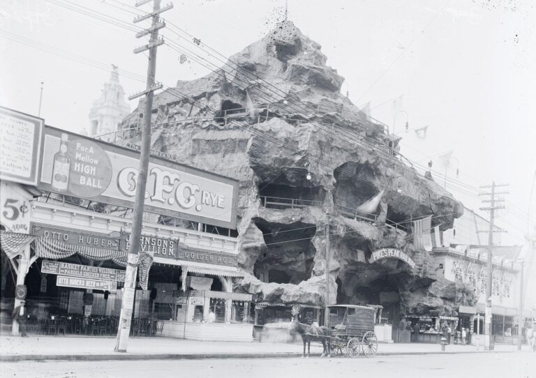 A Photo Journey Through Coney Island in the 1910s