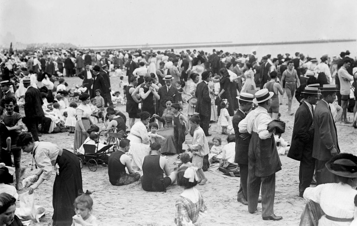 A Photo Journey Through Coney Island in the 1910s