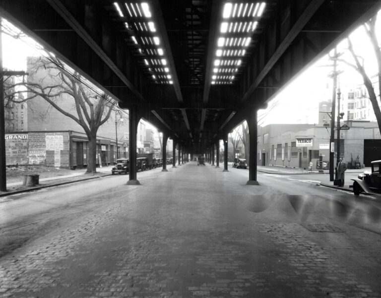 The Bronx in the 1950s: From Postwar Dreams to Urban Struggles in Photos