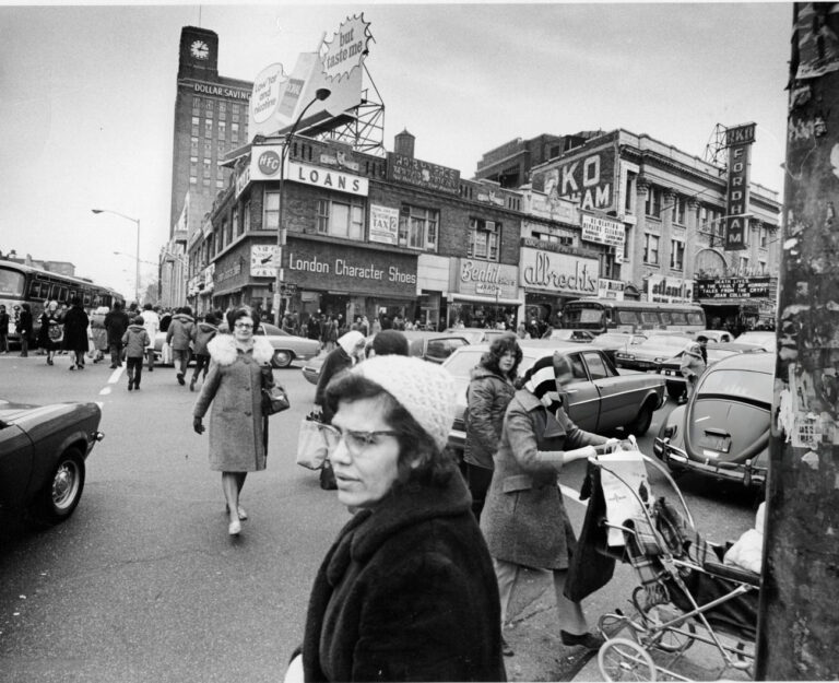 What The Bronx looked like in the 1970s through these Fascinating ...