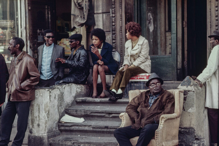 43 Fascinating Vintage Photos of Harlem from the 1970s