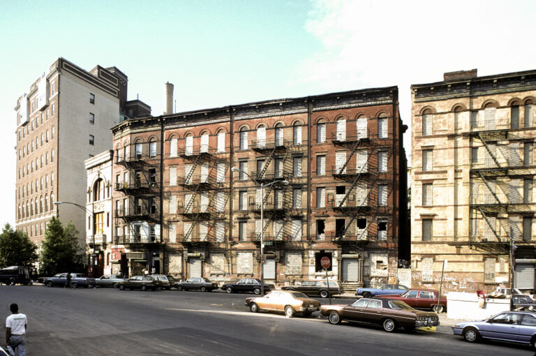What Harlem looked like in the 1980s: A photographic Tour of Streets ...