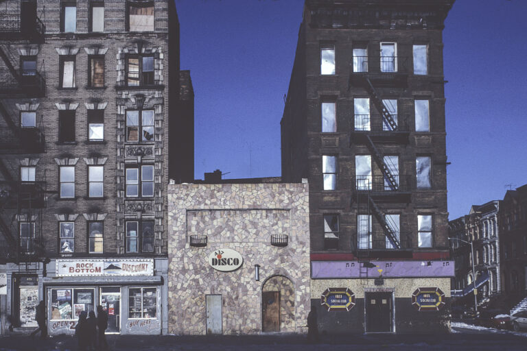 What Harlem looked like in the 1980s: A photographic Tour of Streets ...