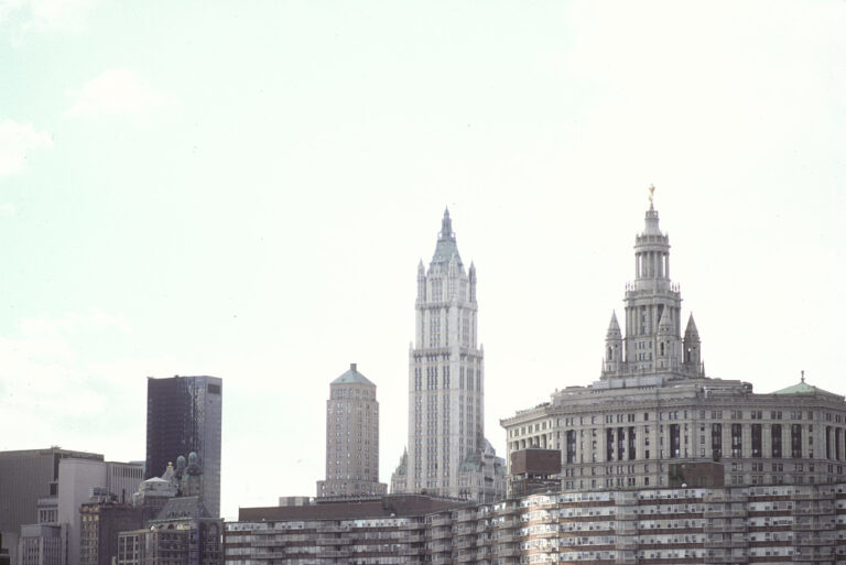 80 Stunning Nostalgic Photos of Manhattan from the 2000s