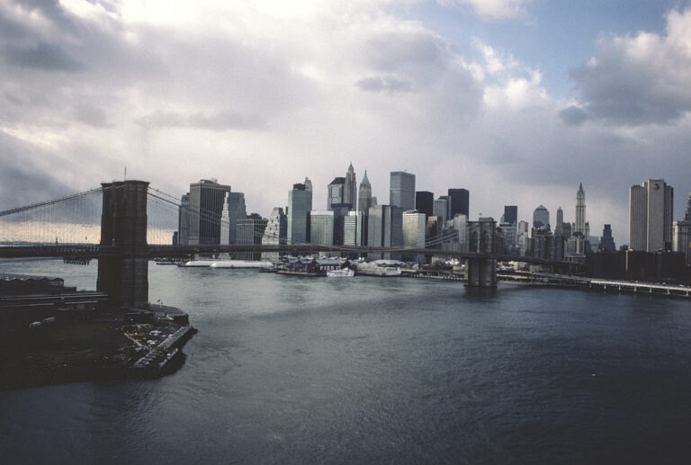 80 Stunning Nostalgic Photos of Manhattan from the 2000s