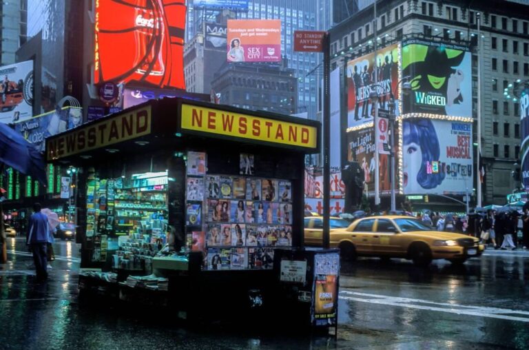 80 Stunning Nostalgic Photos of Manhattan from the 2000s