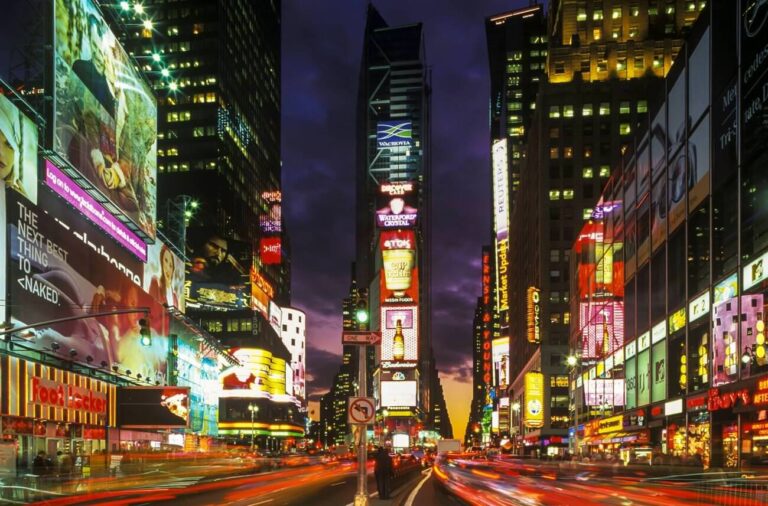 80 Stunning Nostalgic Photos of Manhattan from the 2000s