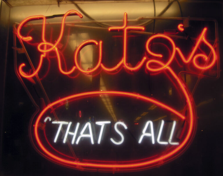 80 Stunning Nostalgic Photos of Manhattan from the 2000s