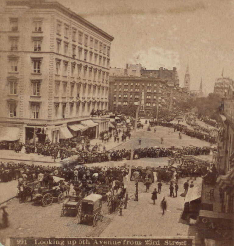 New York City in the 1870s: Fascinating Historic Photos Capturing ...