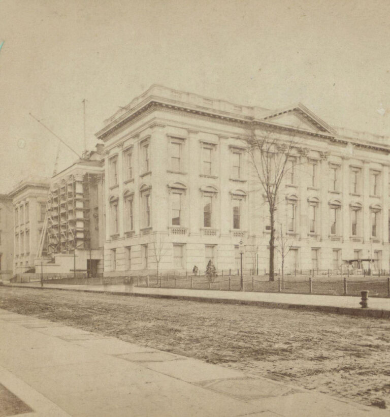 New York City in the 1870s: Fascinating Historic Photos Capturing ...