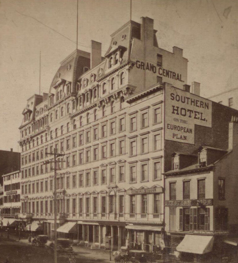New York City in the 1870s: Fascinating Historic Photos Capturing ...