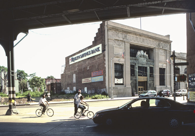 Stunning Nostalgic Photos of New York City in the 2000s