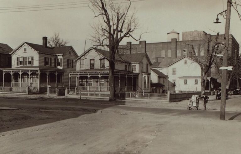 Queens in the 1930s: A Photographic Tour of the Borough's Neighborhoods ...