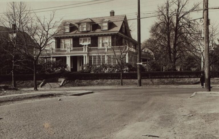 What Queens looked like in the 1940s through Stunning Vintage Photos