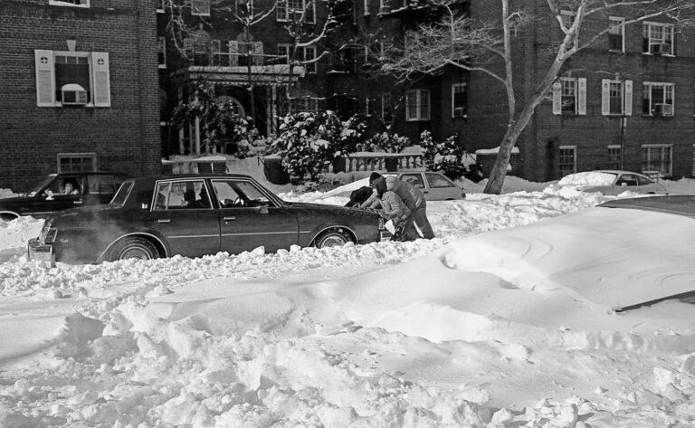 What Queens looked like in the 1980s: A Photographic Journey through ...