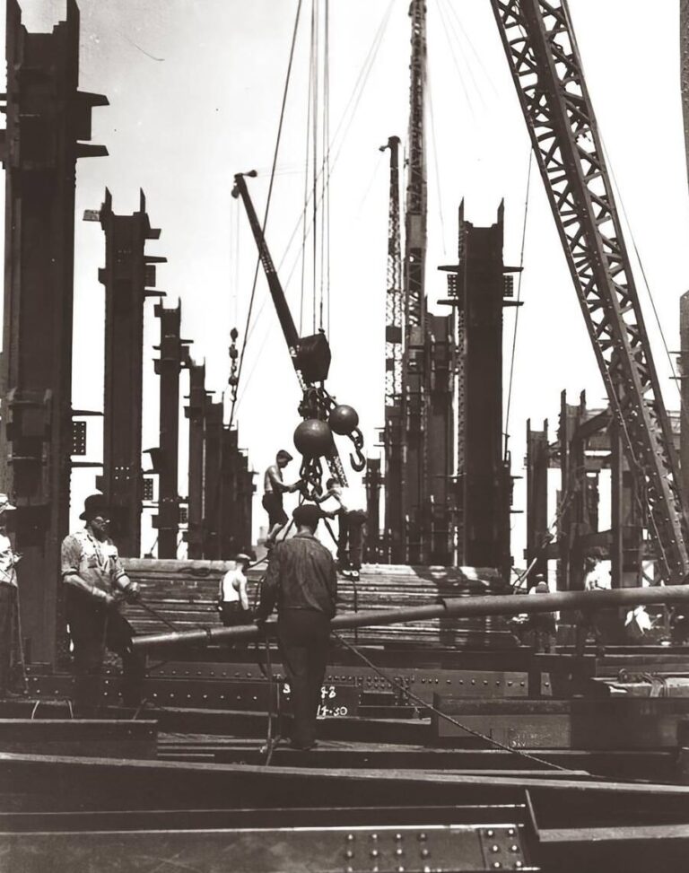 The Construction of the Empire State Building in Photos