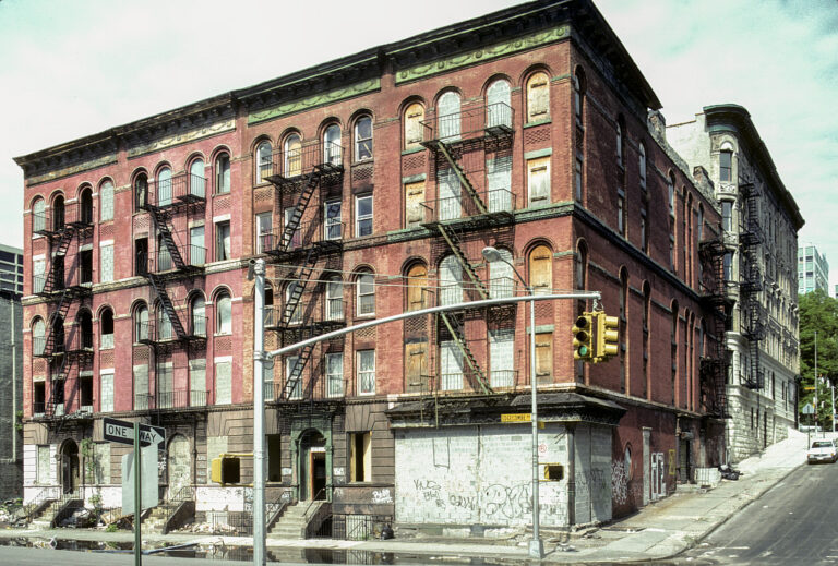 What Harlem looked like in the 1990s through these Stunning Photos