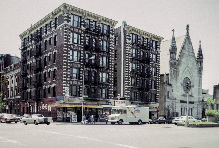 What Harlem looked like in the 1990s through these Stunning Photos