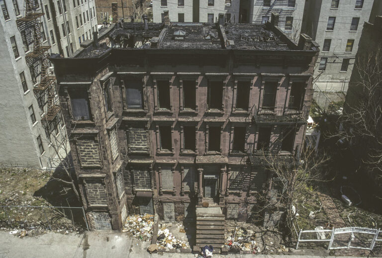 30 Fabulous Photos of Harlem in 1995