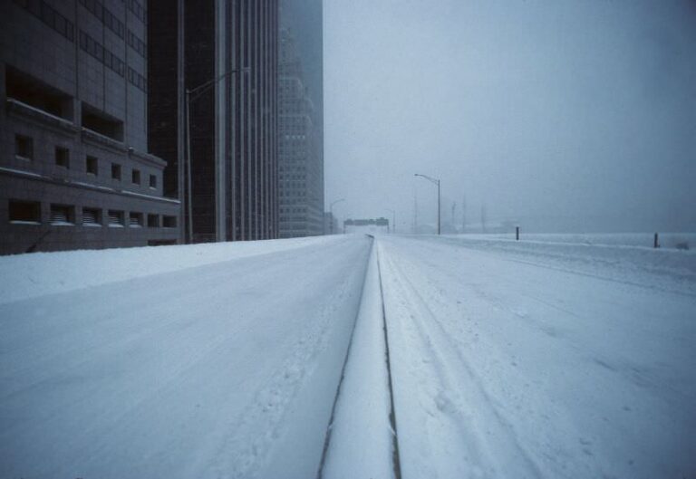 A Look Back at the Historic Blizzard of 1996 That Paralyzed New York ...