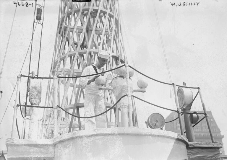 Fascinating Historical Photos of USS Recruit Battleship Replica Built ...