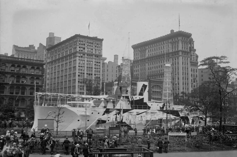 Fascinating Historical Photos of USS Recruit Battleship Replica Built ...