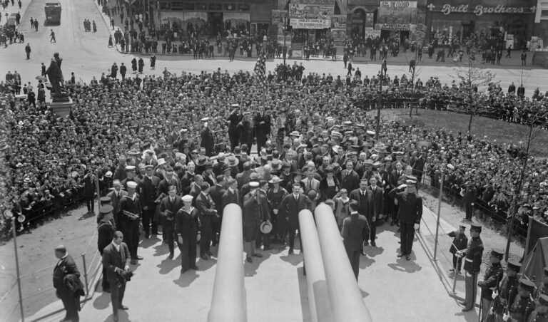 Fascinating Historical Photos of USS Recruit Battleship Replica Built ...
