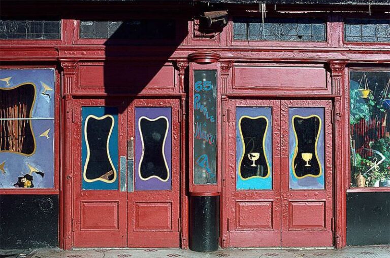 New York City's Street Life in the 1970s through the Lens of Camilo ...