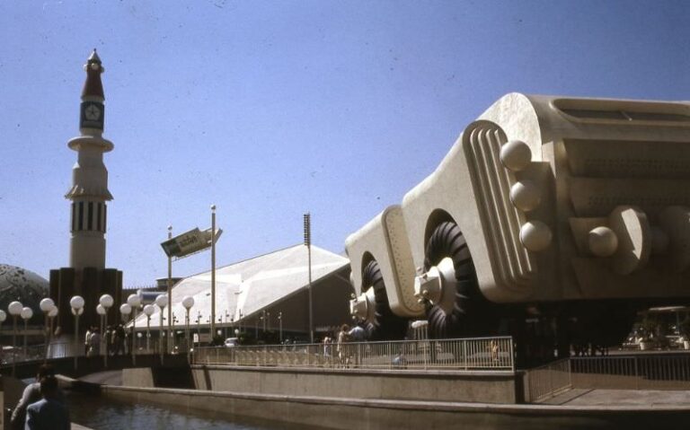 A Nostalgic Look Back at the Wonders of the 1964 New York World's Fair ...