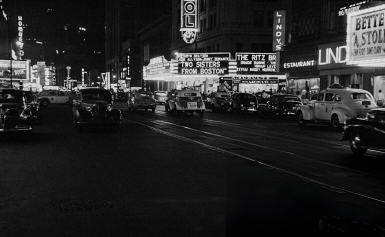 What Time Square looked like in the 1940s through these Fascinating ...