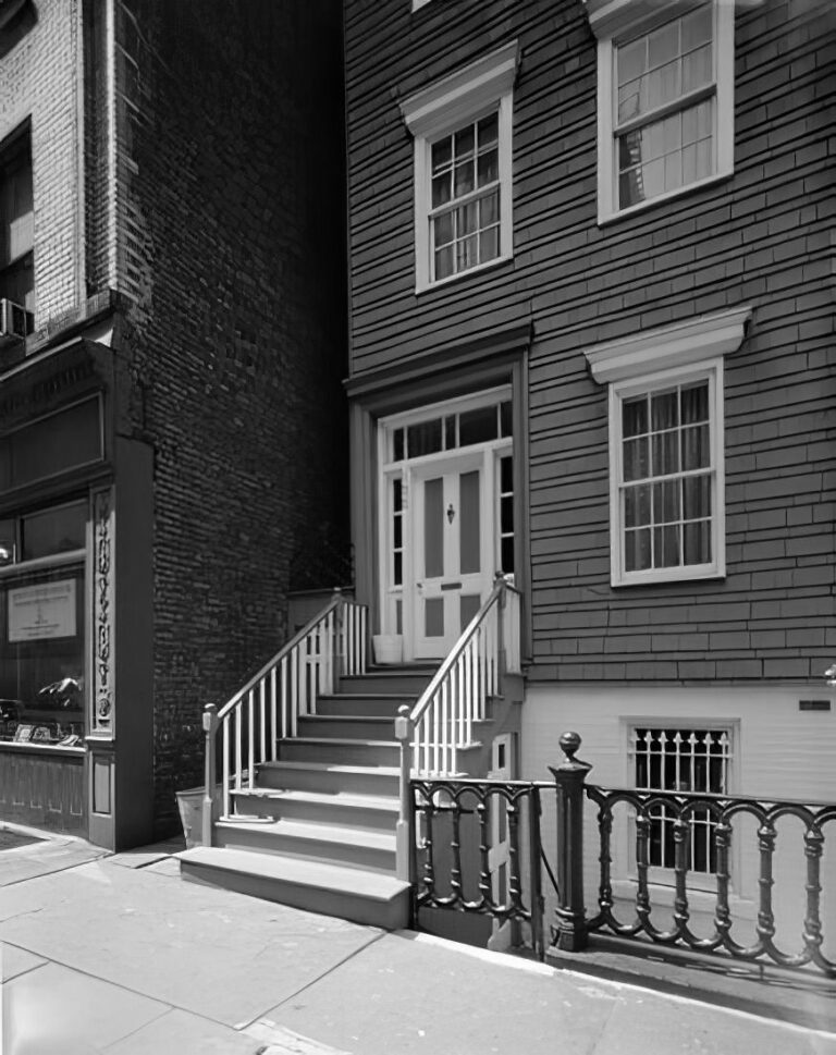 Edmund Vincent Gillon's Brooklyn: Capturing Architectural Details of ...