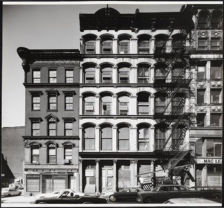 Manhattan's Urban Evolution in 1978: Edmund V. Gillon's Photos Document ...