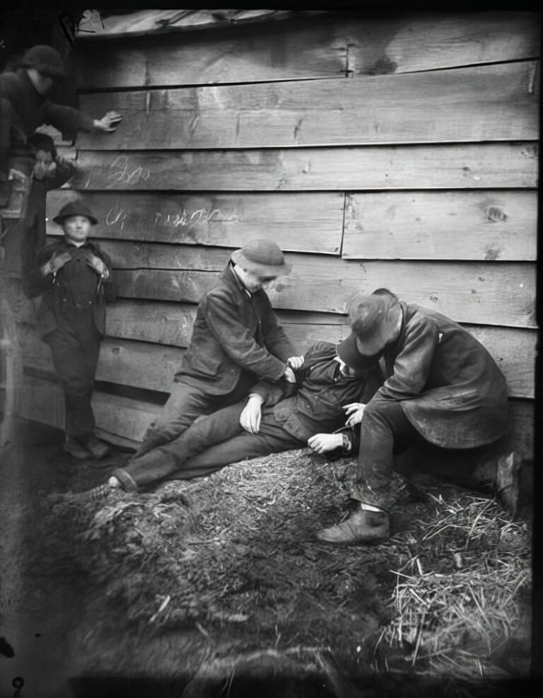 Unmasking Poverty: Jacob Riis's Photos Reveal the Hidden Struggles of ...