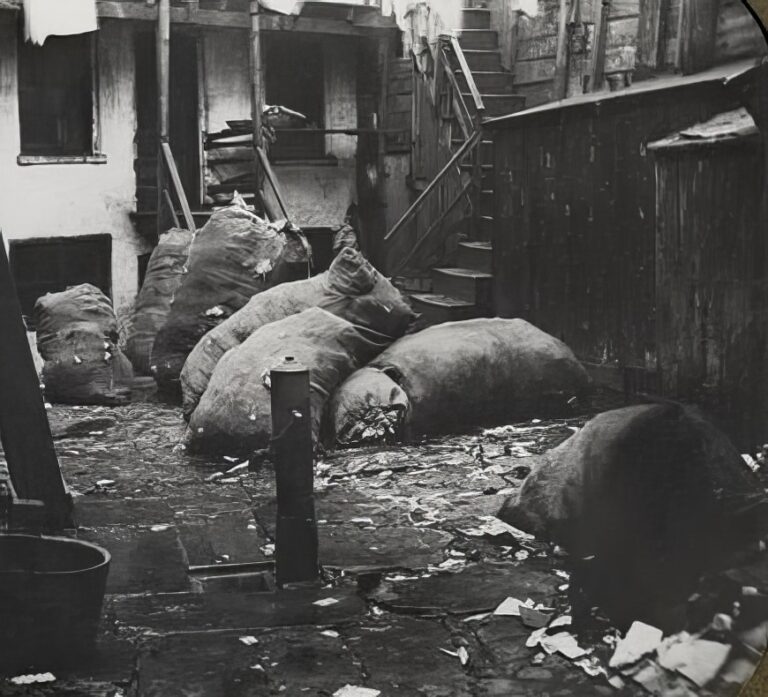 Beyond the Gilded Age: Jacob Riis's Photos Reveal the Dark Side of ...