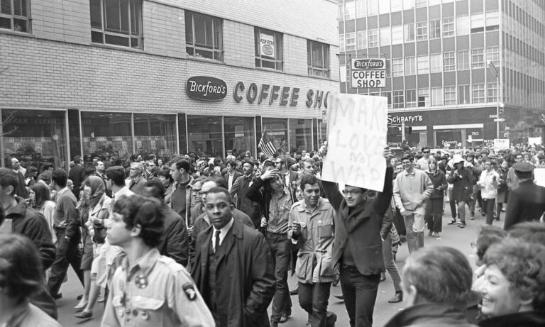 Exploring New York City's Coffee Shops from the 1900s to the 1990s