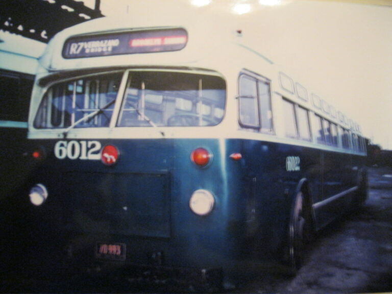 A Photographic Ride Through Staten Island's Buses from the Past
